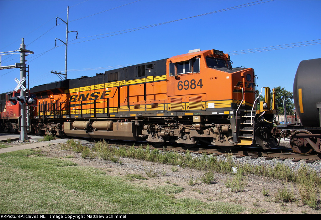 BNSF 6984